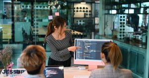 What Does a Web Developer Do on a Daily Basis? Your 2024 Guide | Jessup ...